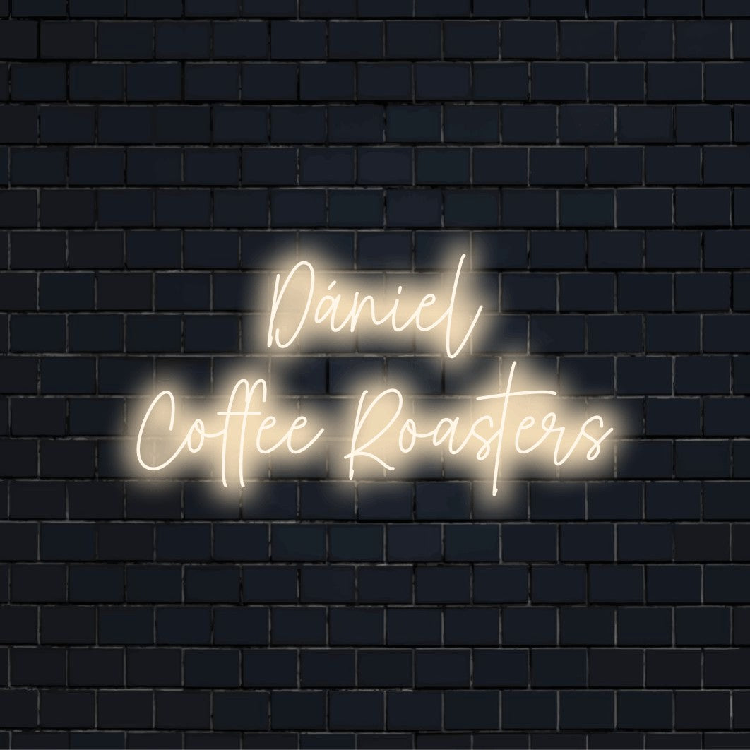 Letrero de neón con nombre personalizado de Daniel Coffee Roasters ...